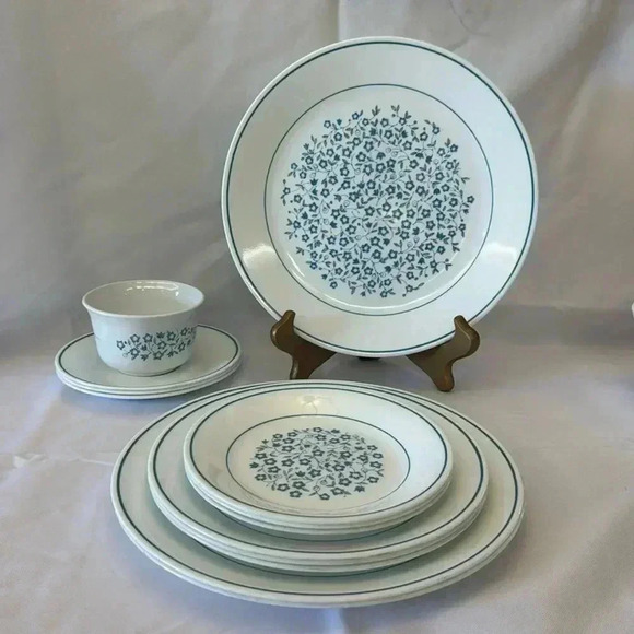 Corelle | Dining | Corelle Blue Heather Dinnerware Set Of 3 For 3 ...